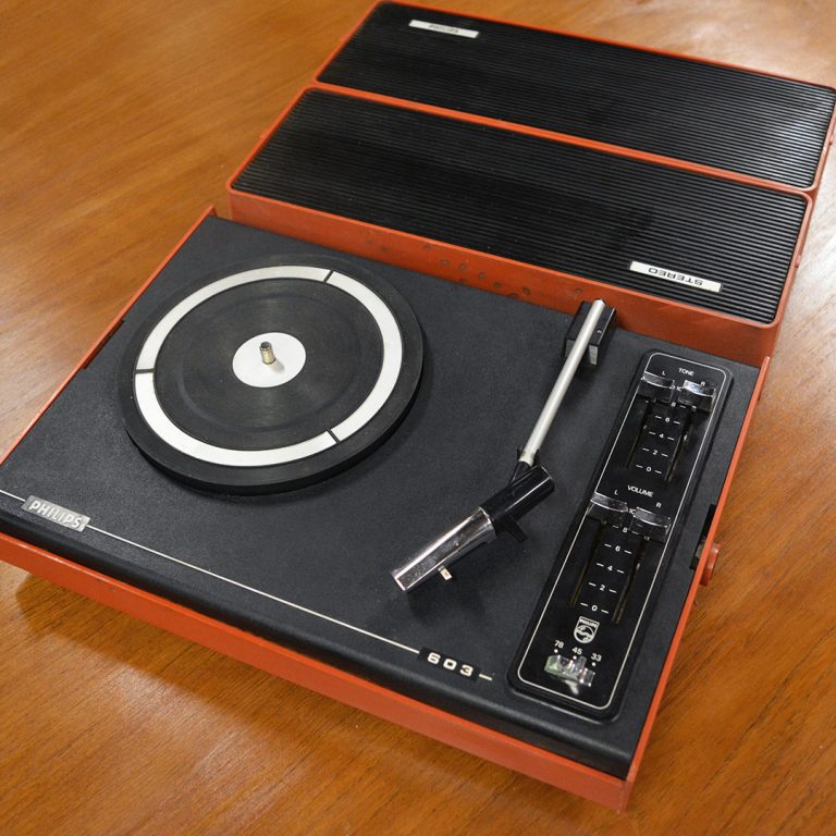 Philips 603 Stereo Portable Record Player, 1970s -Rent Only- MODERNON ...