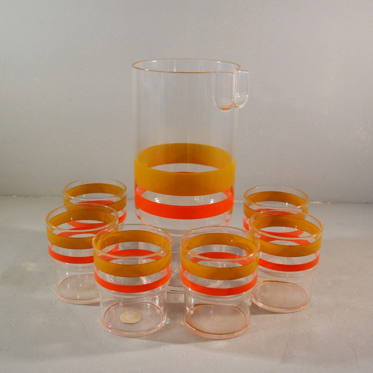Vintage Guzzini Acrylic Pitcher & Tumblers -Rent Only- MODERNON - A ...