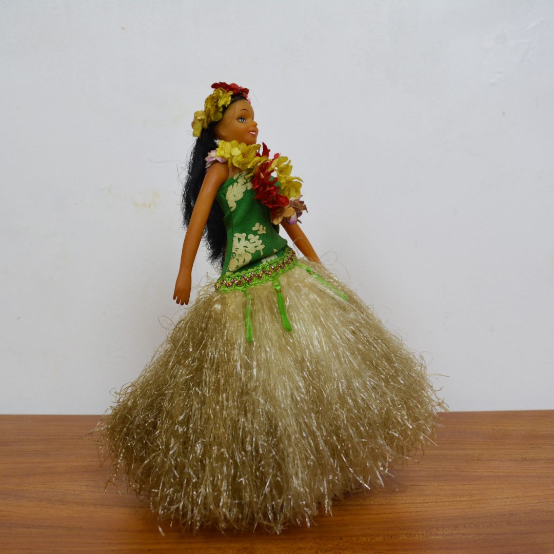 Hawaiian Hula Dancer Doll -Rent Only- MODERNON - A Retrosexual Movement